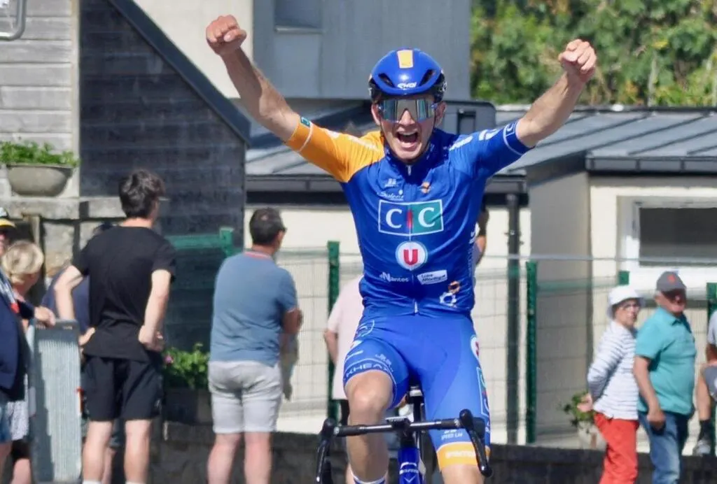 Repéré par Nantes, un jeune cycliste ancenien va rouler dans la cour ...