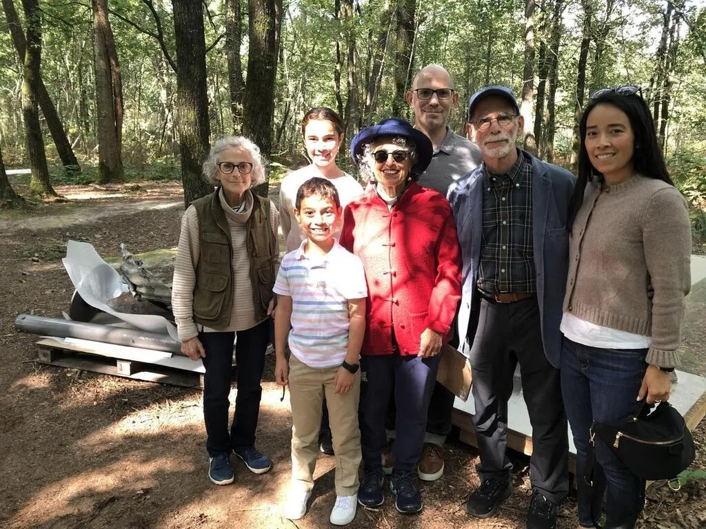 À Aizenay, cet Américain revient sur les lieux du crash de l’avion ...