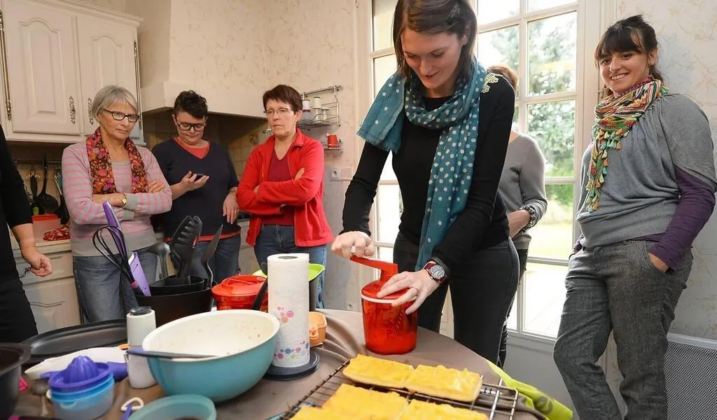 « Des moments d’échange » : malgré les difficultés de Tupperware, les ...