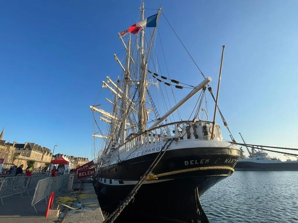 La lanterne olympique restera à bord du navire le Belem, annonce sa ...
