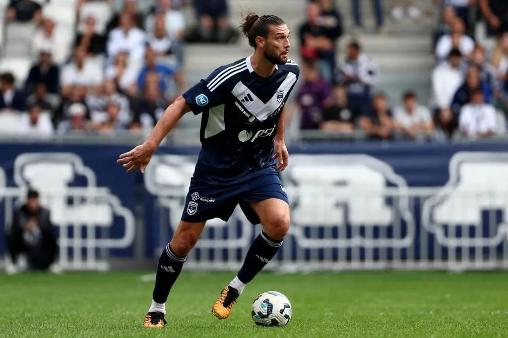 N2. Un doublé d’Andy Carroll permet aux Girondins de Bordeaux d’arracher le nul face à - Fréjus ...