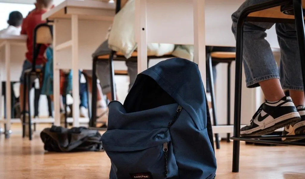 « Cet homme veut en découdre » : au Mans, le père d’un collégien ...