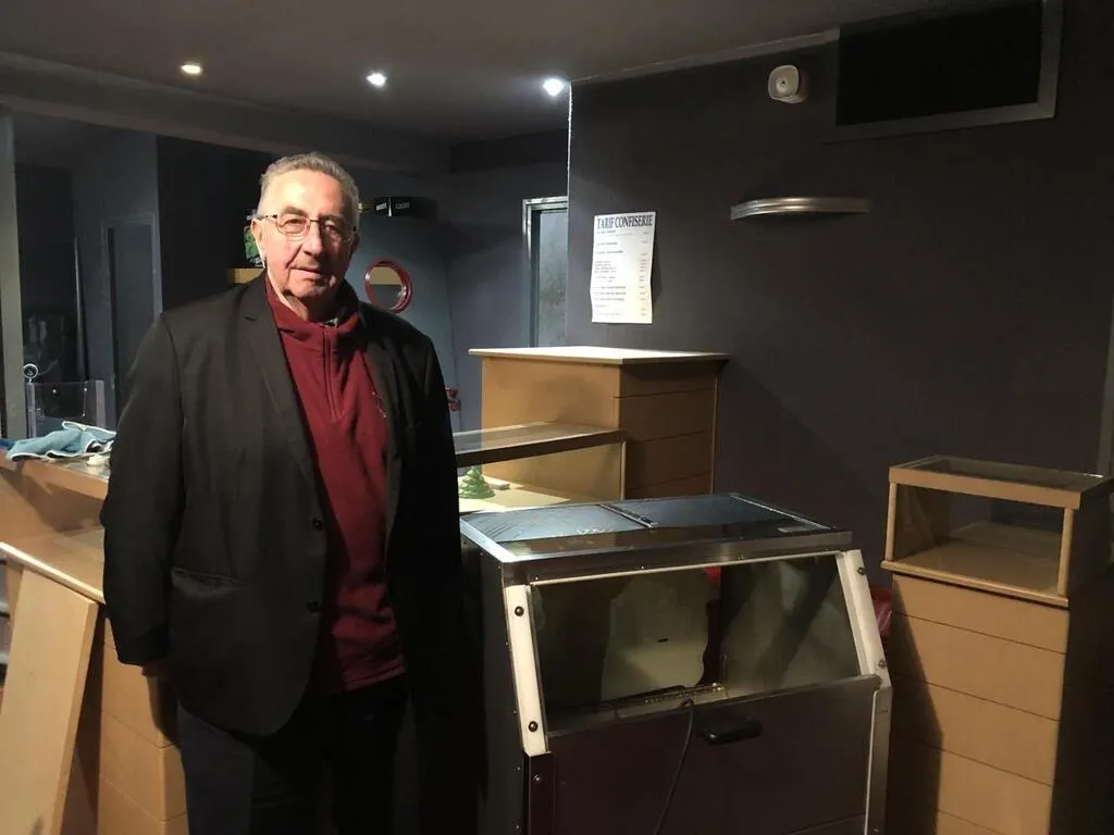 « Il tournait depuis plus d’un siècle » : à Landerneau, le rideau est ...