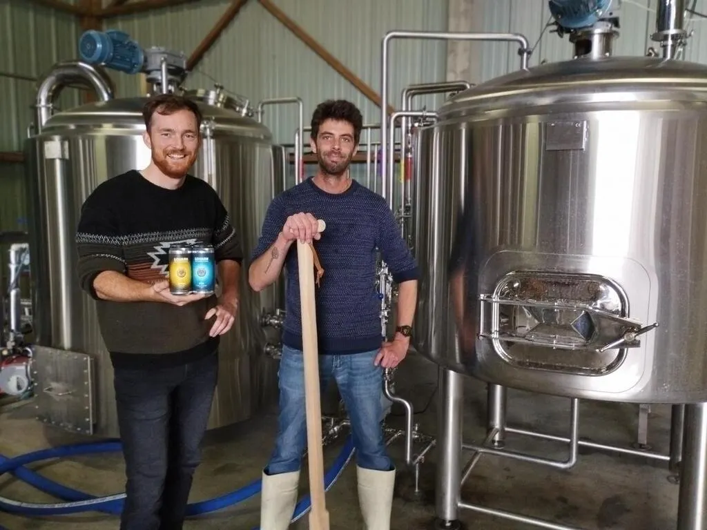 « L’aventure est nouvelle » : Louarn, la microbrasserie 100% locale, s ...