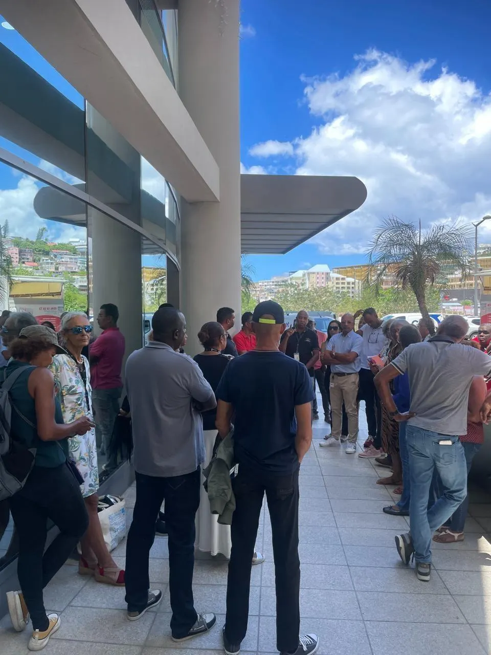 En Martinique, 90 % des habitants parlent créole, une langue ...