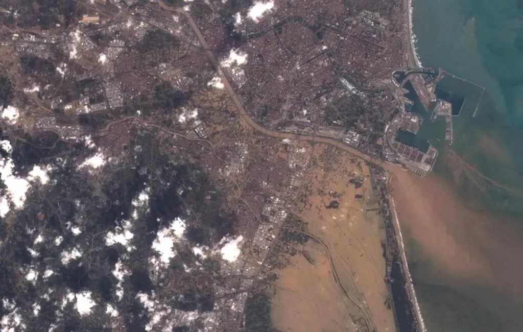 AVANT/APRÈS. Inondations en Espagne : des images satellites montrent l ...