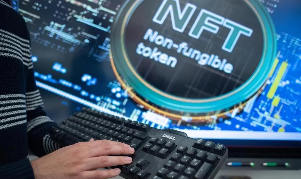 Arnaque à la cryptomonnaie : l’ex-footballeur breton condamné à un mois ...