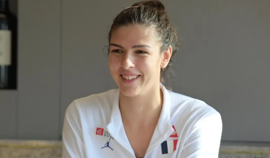 Basket. Au figuré, Ana Tadic, intérieure de l’équipe de France, a ...