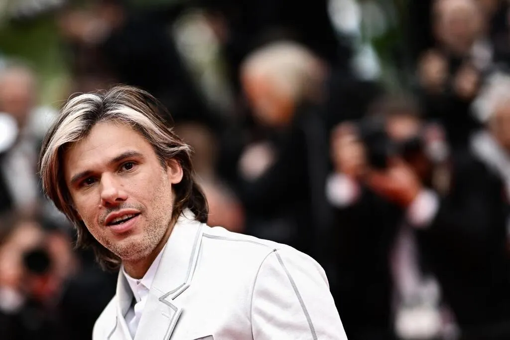 « Yoroï » : le rappeur Orelsan dévoile le titre et la sortie de son ...