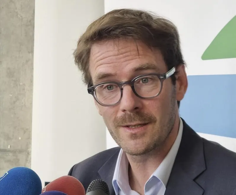 « Inciter à plus de solidarité » : pourquoi Nicolas Mayer-Rossignol a ...