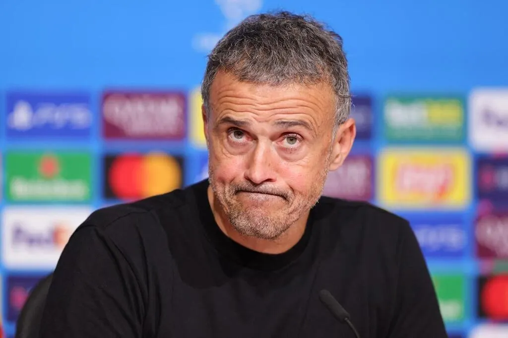 « Une grave erreur » : Luis Enrique déplore le carton rouge d’Ousmane Dembélé après - Golfe de ...