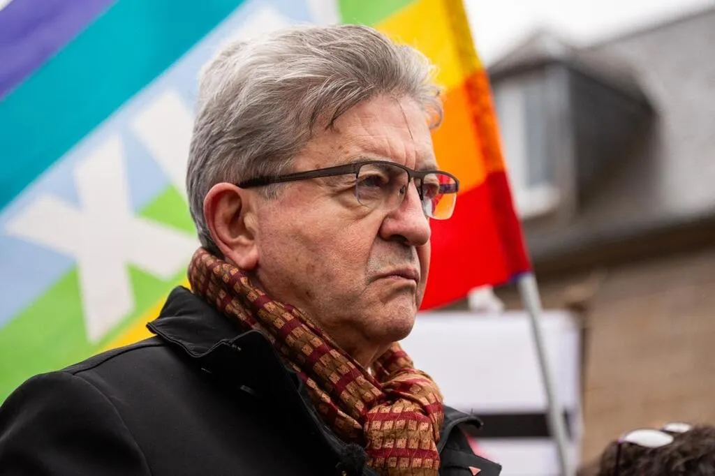 Jean-Luc Mélenchon propose « une candidature commune » en cas de ...