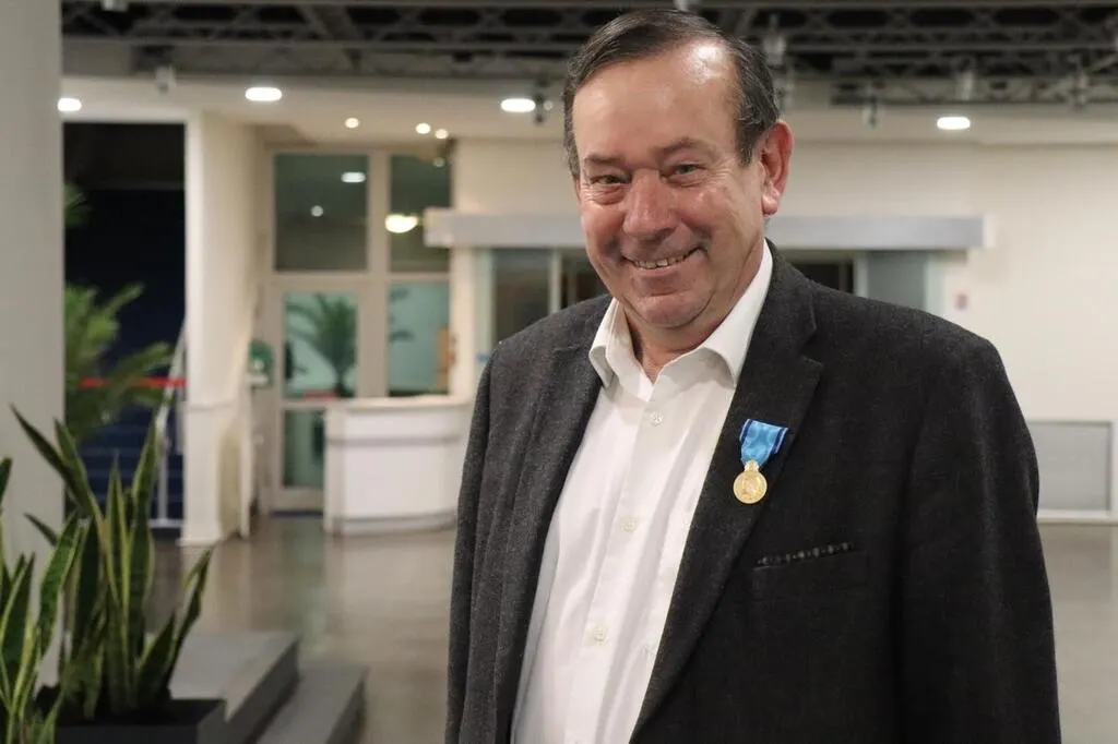 « Un homme au service des autres » : le Dinardais Patrick Le Guen ...