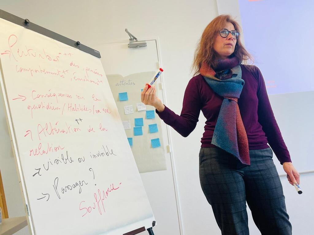 ENTRETIEN. Aurélie Masselot, infirmière et formatrice : « La santé ... ENTRETIEN. Aurélie Masselot, infirmière et formatrice : « La santé ...