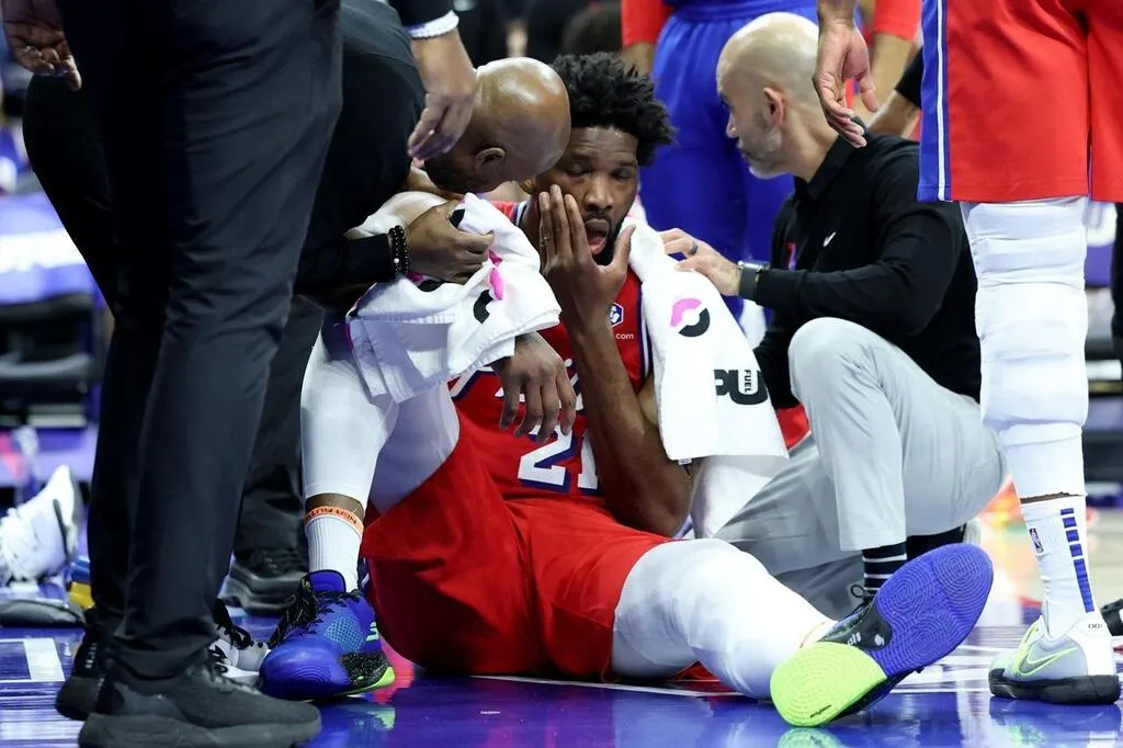 NBA. Joel Embiid touché au visage lors de la défaite de Philadelphie contre Indiana . Sport ...