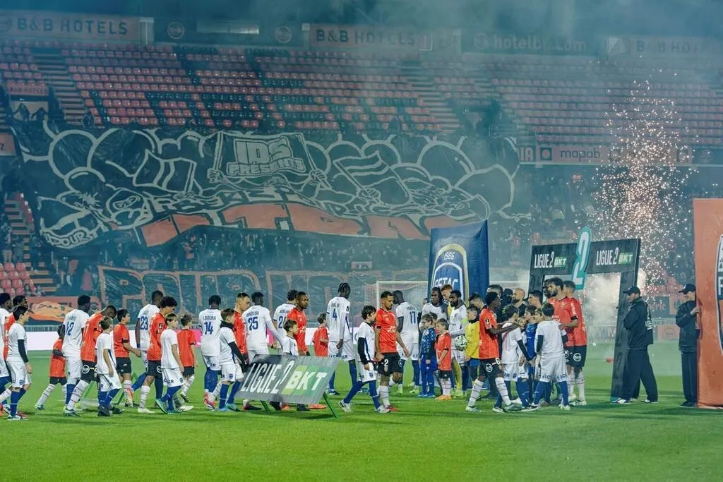 FC Lorient - Paris FC. Dynamique, effectifs, finances : comparatif avant le choc de L2 au ...