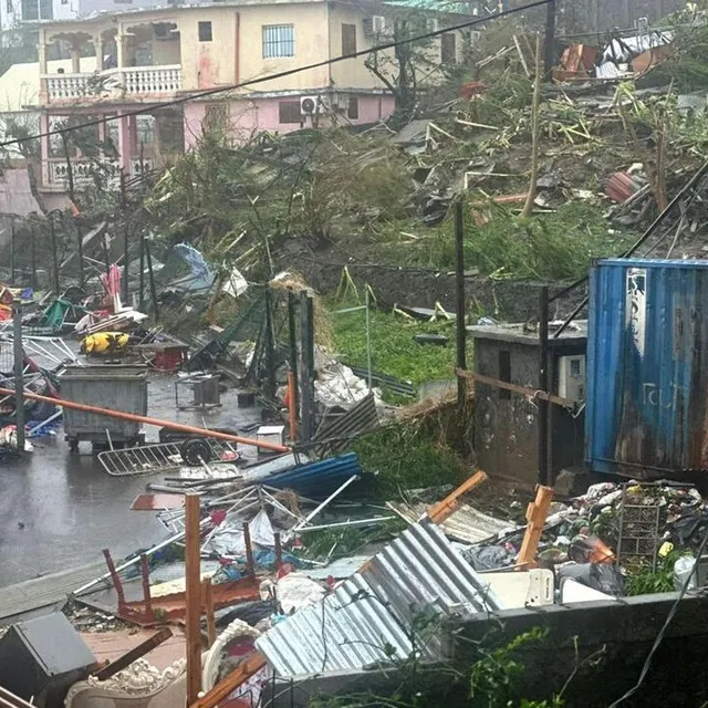 EN IMAGES. Le violent cyclone Chido a plongé Mayotte dans une situation ...