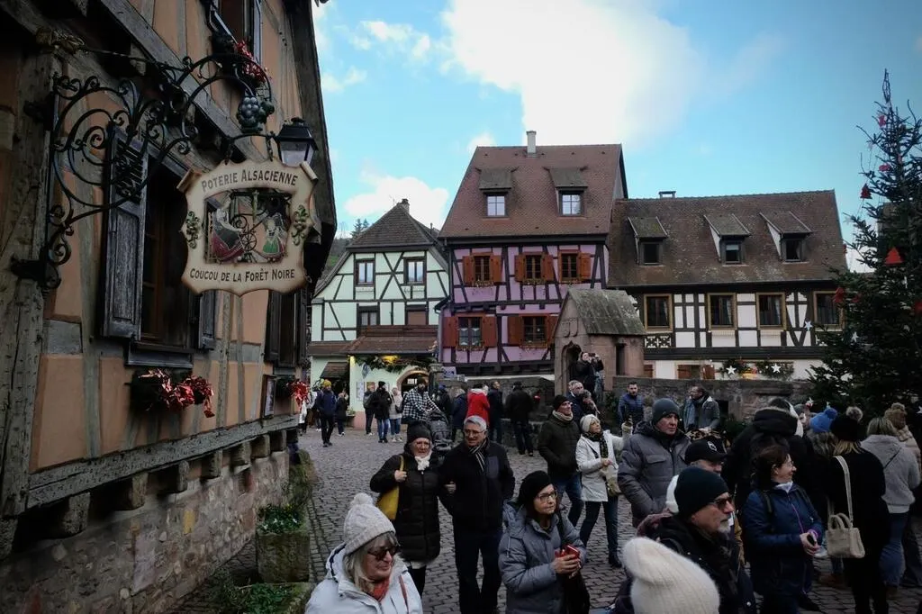 REPORTAGE. Artisanat, terroir et colombages : le marché de Noël 100 % alsacien de Kaysersberg ...