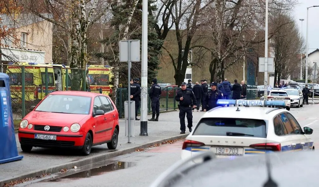 Un enfant tué dans une attaque au couteau dans une école en Croatie ... Un enfant tué dans une attaque au couteau dans une école en Croatie ...