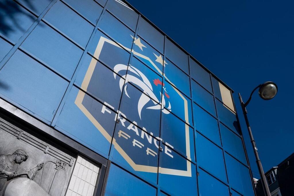 Coupe de France. Une minute de silence sera observée en hommage aux ... Coupe de France. Une minute de silence sera observée en hommage aux ...
