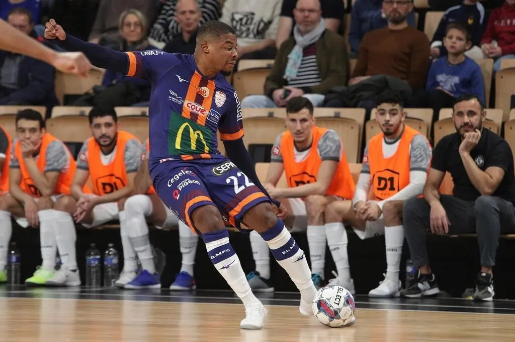 DIRECT VIDÉO. Montpellier MF - Étoile lavalloise : suivez le match de la 9e journée de D1 en ...