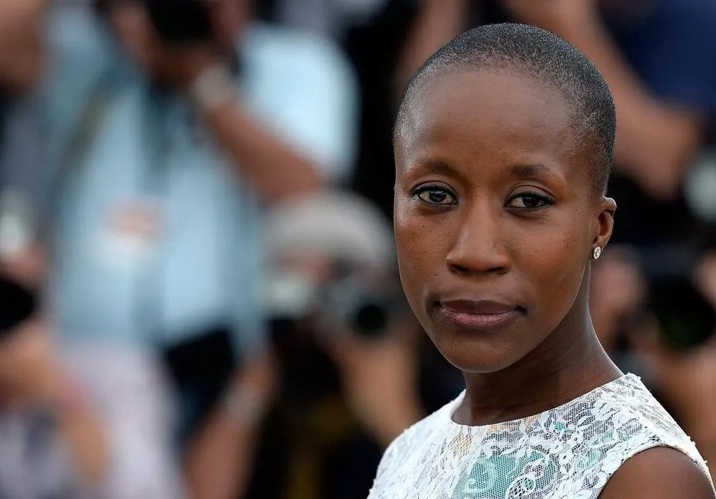 Belgique : le procès de la chanteuse malienne Rokia Traoré reporté en ...