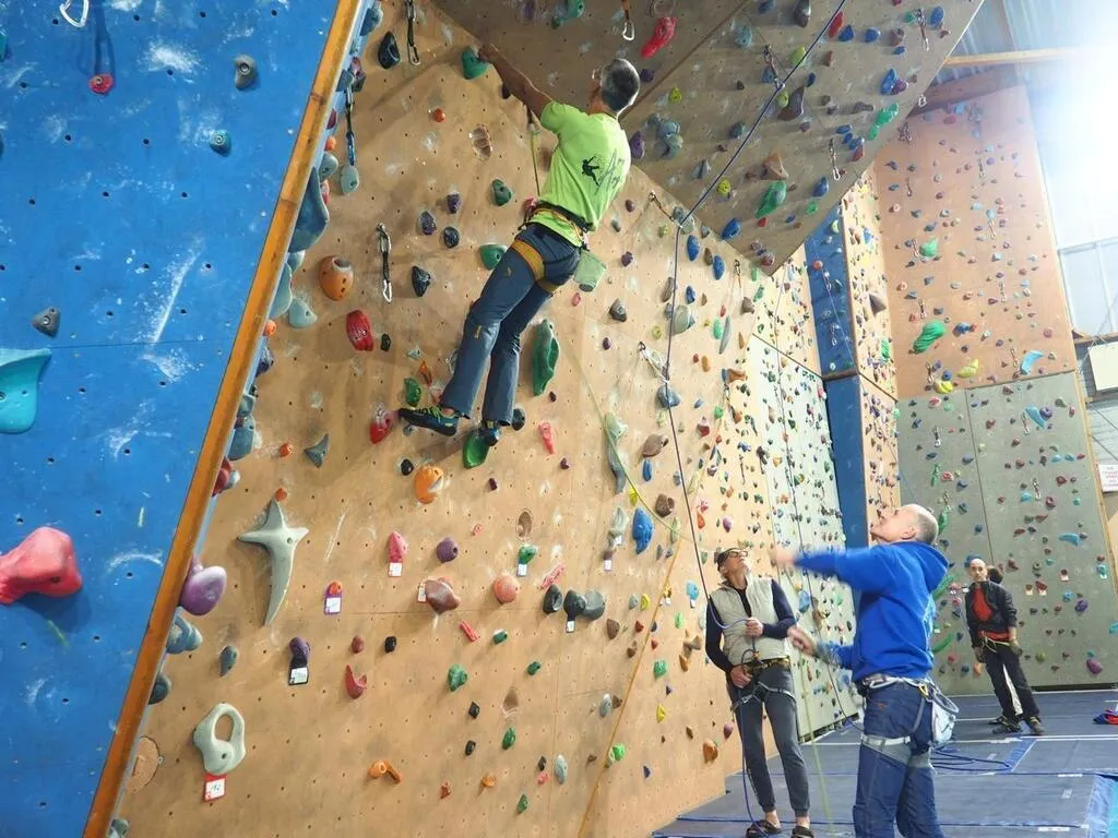 « L’escalade est un sport où l’on prend vite du plaisir » : près de ...