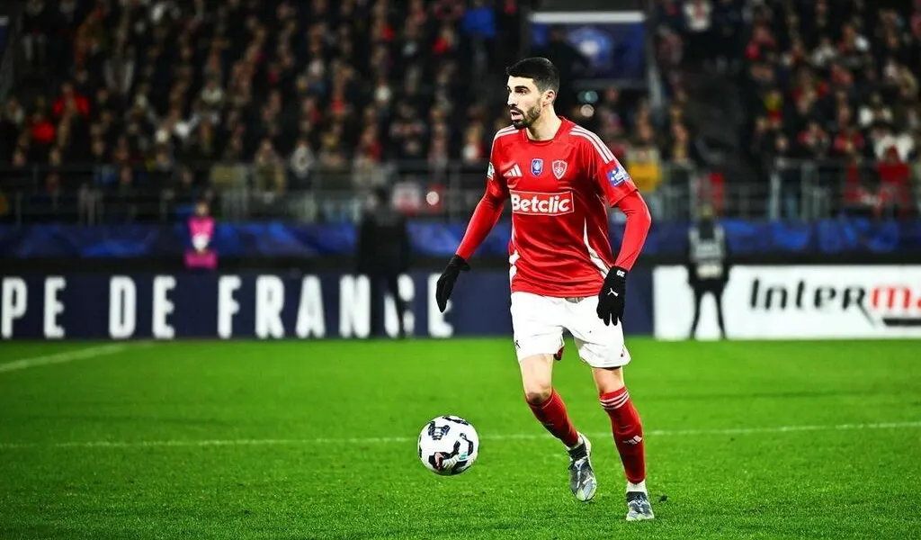 Stade Brestois. «S’il doit s’arrêter à chaque fois qu’il prend un coup ...