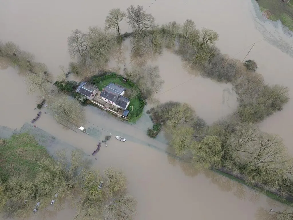 « 80 000 personnes évacuées »: quel est ce scénario catastrophe qui ...