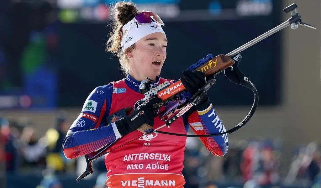 Biathlon. Lou Jeanmonnot se rapproche de la tête du général, cinq ...