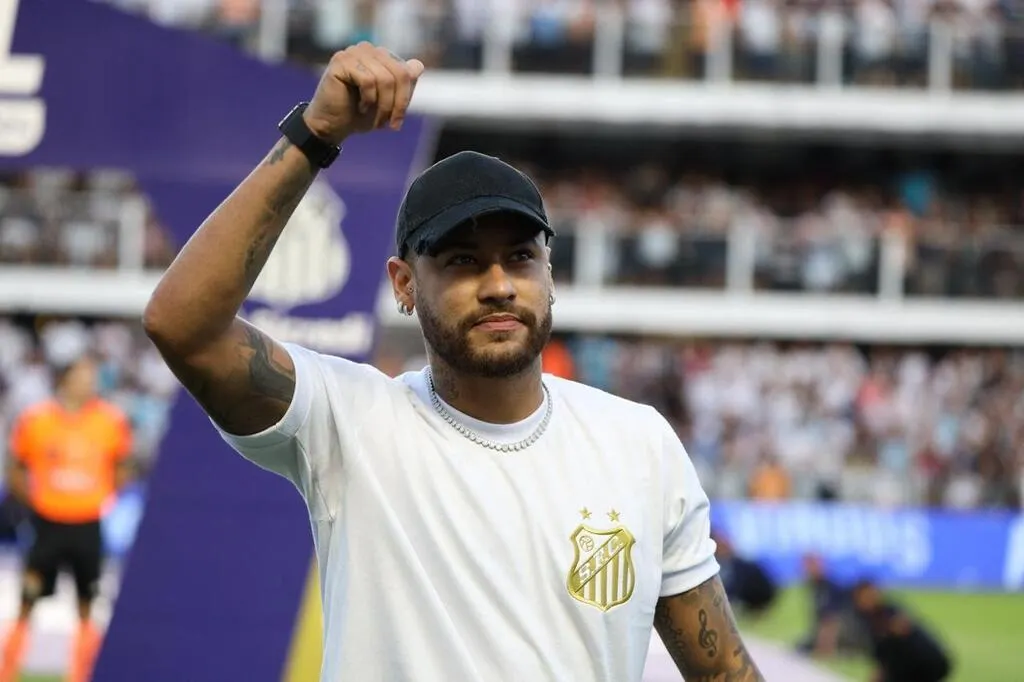 Mercato. Neymar signe officiellement son retour dans son club formateur de Santos, au Brésil ...