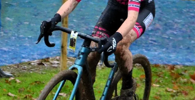 Mondiaux de cyclo-cross. Contrat rempli pour Lilou Aguirre-Lavin du ...