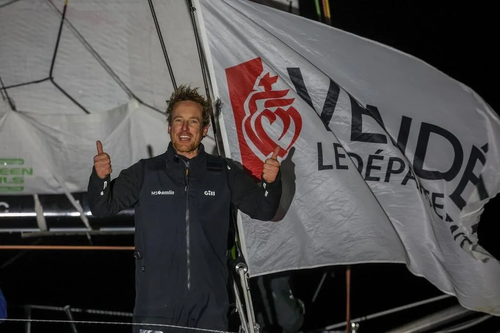 Vendée Globe. Conrad Colman boucle son tour du monde à la 21e place ...