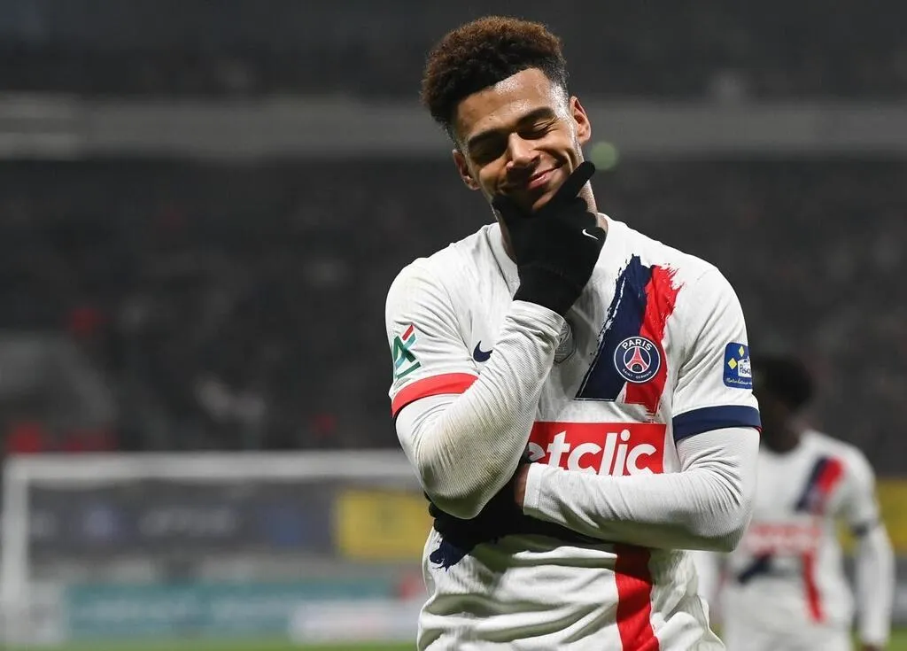 VIDÉO. Le Mans FC - PSG : l’énorme erreur du gardien sarthois qui permet à Désiré Doué de ...