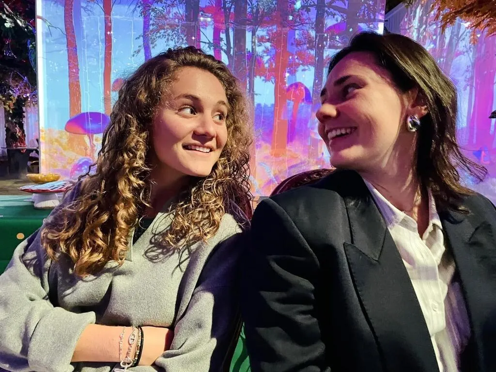 « On a commencé par dix couverts » : à 26 ans, elle a créé le premier ...