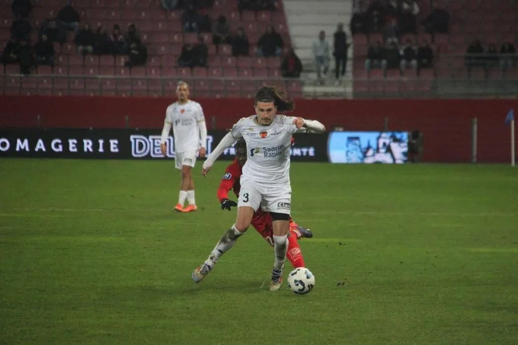 Football. National : Vincent Burlet après la large victoire du Mans FC : « Là, on était - Le ...