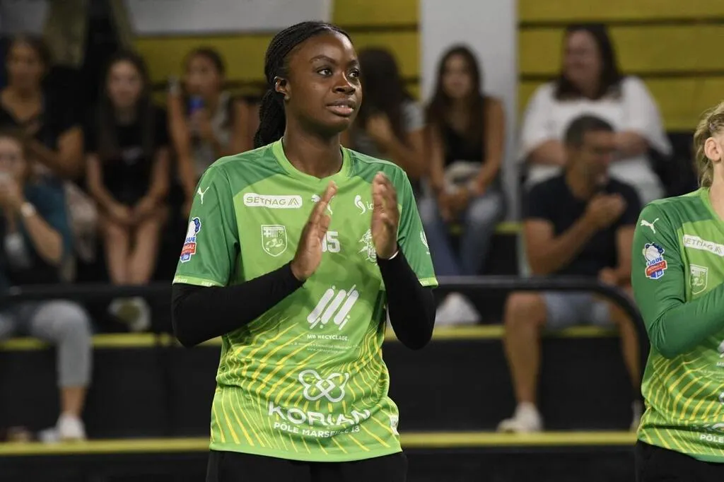 Handball. La gardienne de 21 ans Jemima Kabeya est décédée après avoir ...