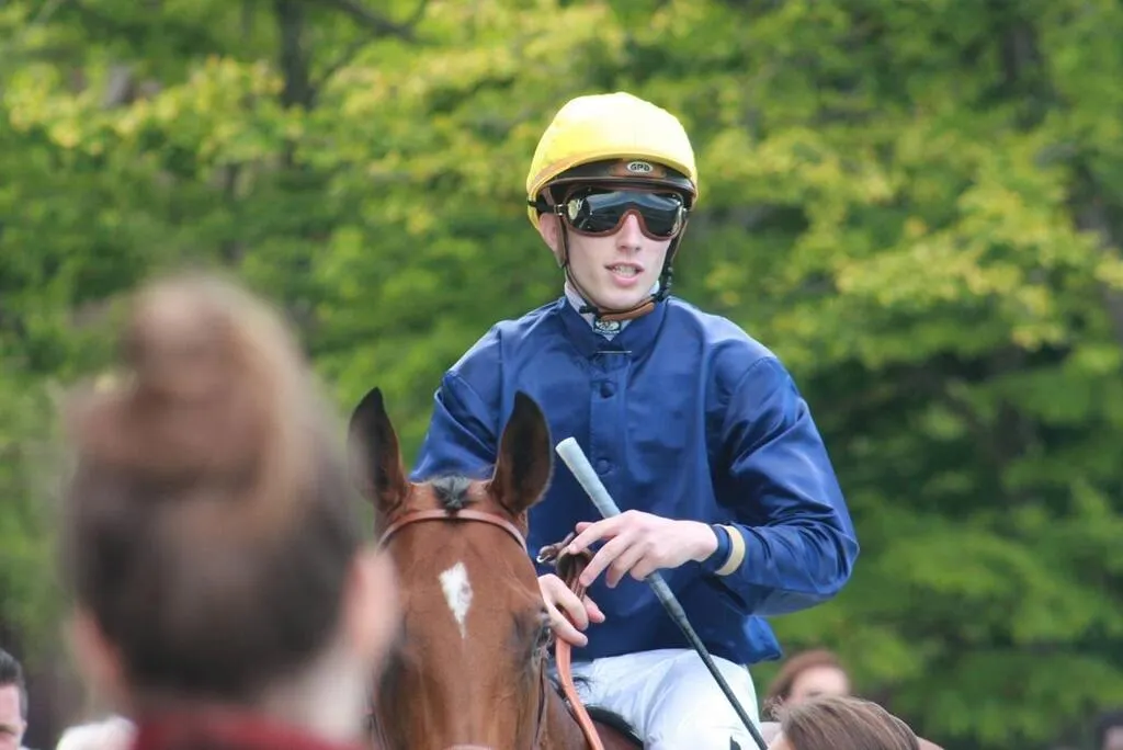 Suspendu en France, le jockey Pierre-Charles Boudot fait un retour ...