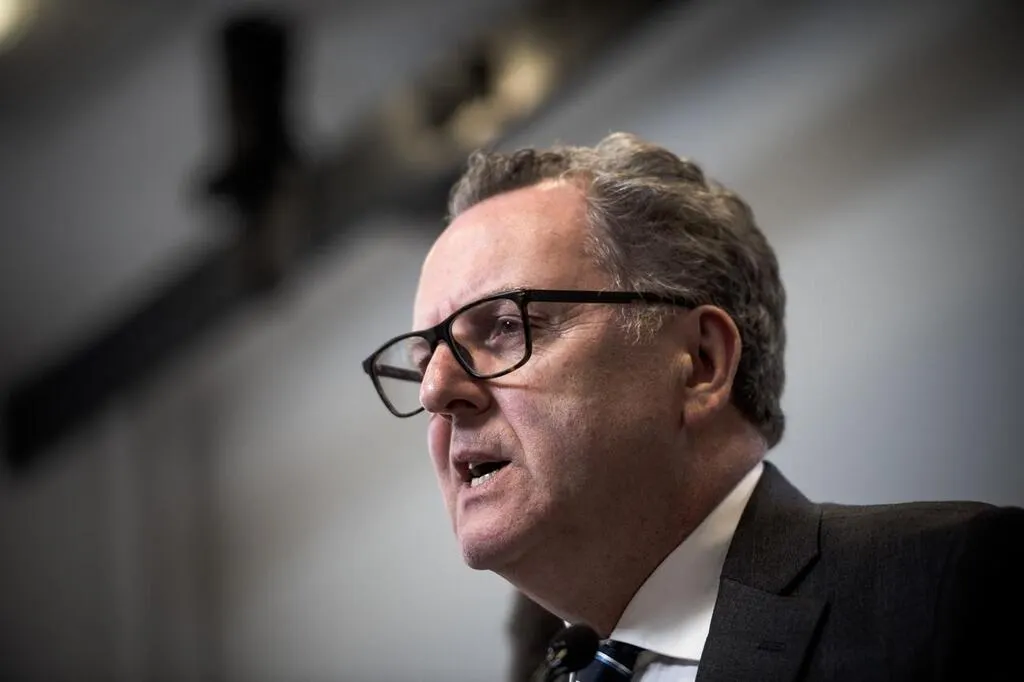 « Je n’ai pas une âme de valet » : Richard Ferrand défend sa nomination ...