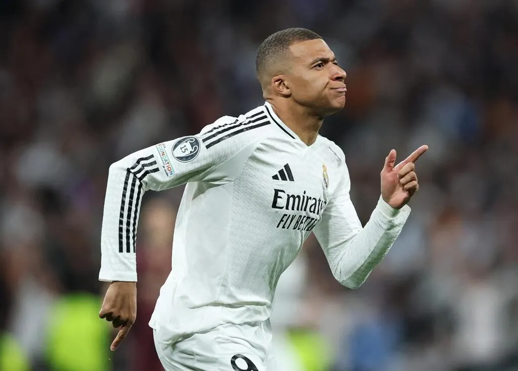 Ligue des champions. L’exceptionnel triplé de Kylian Mbappé face à ...