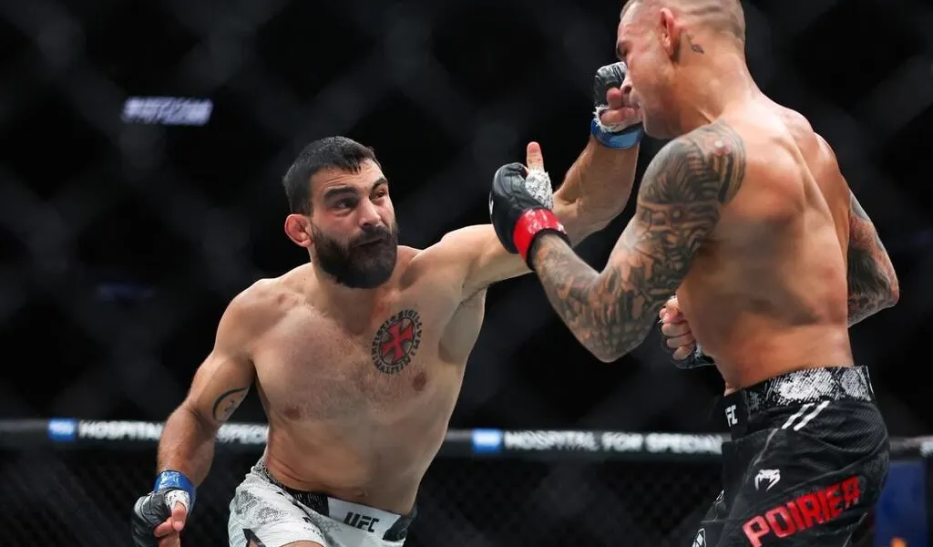 MMA. « On peut jouer une carte là-bas » : Benoît Saint Denis de retour ...