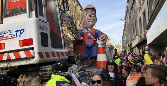 Carnaval de Granville : Entre ici, Bordelus Ier avec ta terrible ...