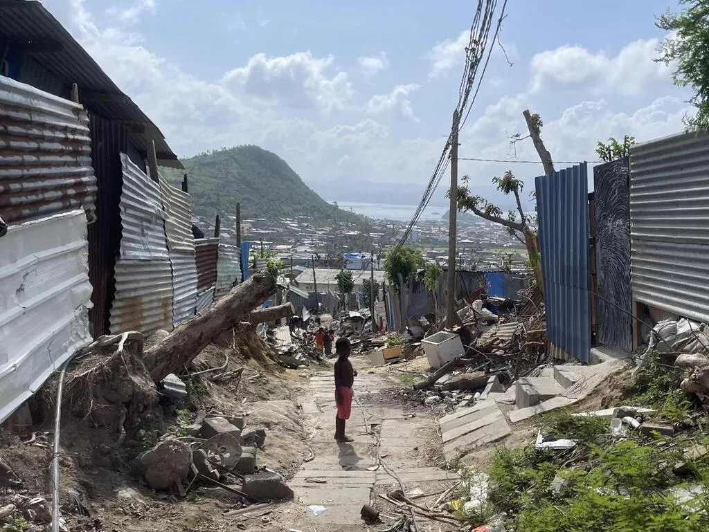 Trois mois après le cyclone Chido, Mayotte placée en vigilance orange ...