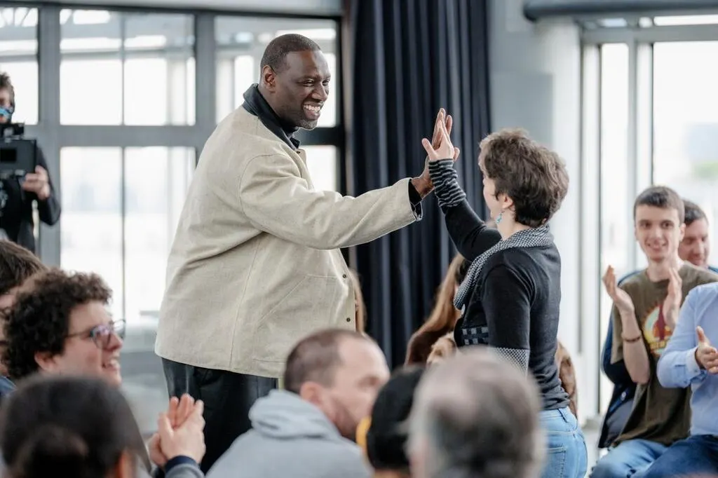 Omar Sy entre dans la danse des « Rencontres du Papotin », ce soir sur ...