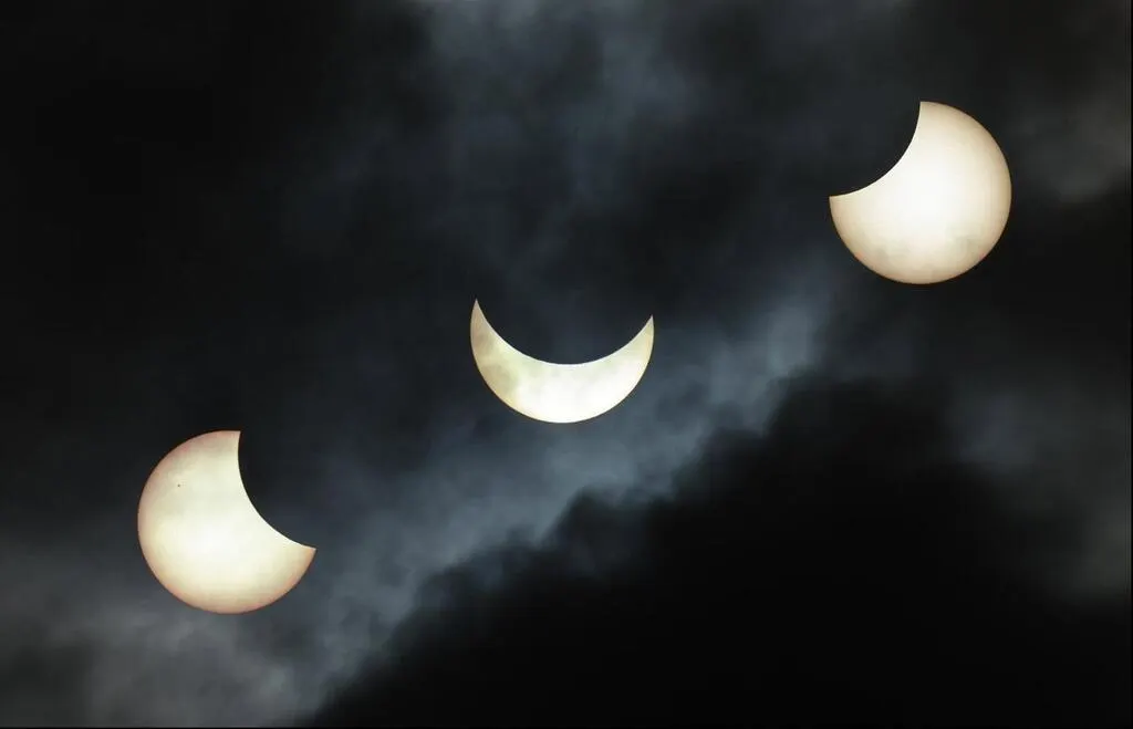 INFOGRAPHIES. Une éclipse solaire sera visible samedi… mais est-ce un ...