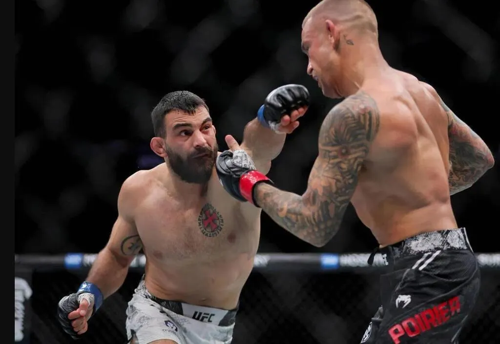 MMA. Benoît Saint Denis dévoile la date de son retour dans l’octogone à ...