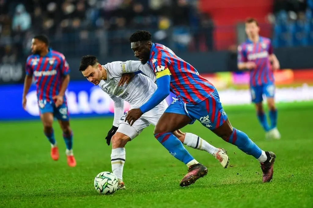 SM Caen. « La situation actuelle, je la vis très mal » : Alexandre ...