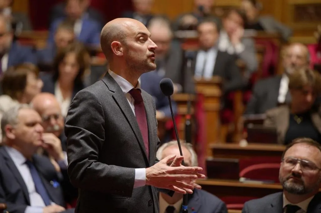 La France et l’Algérie renouent le dialogue, Jean-Noël Barrot attendu à ...