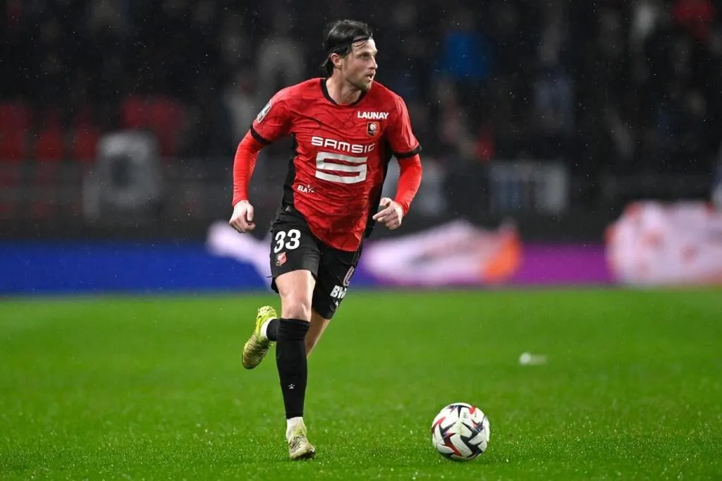 Stade Rennais - Auxerre. Les compositions officielles avec une surprise ...