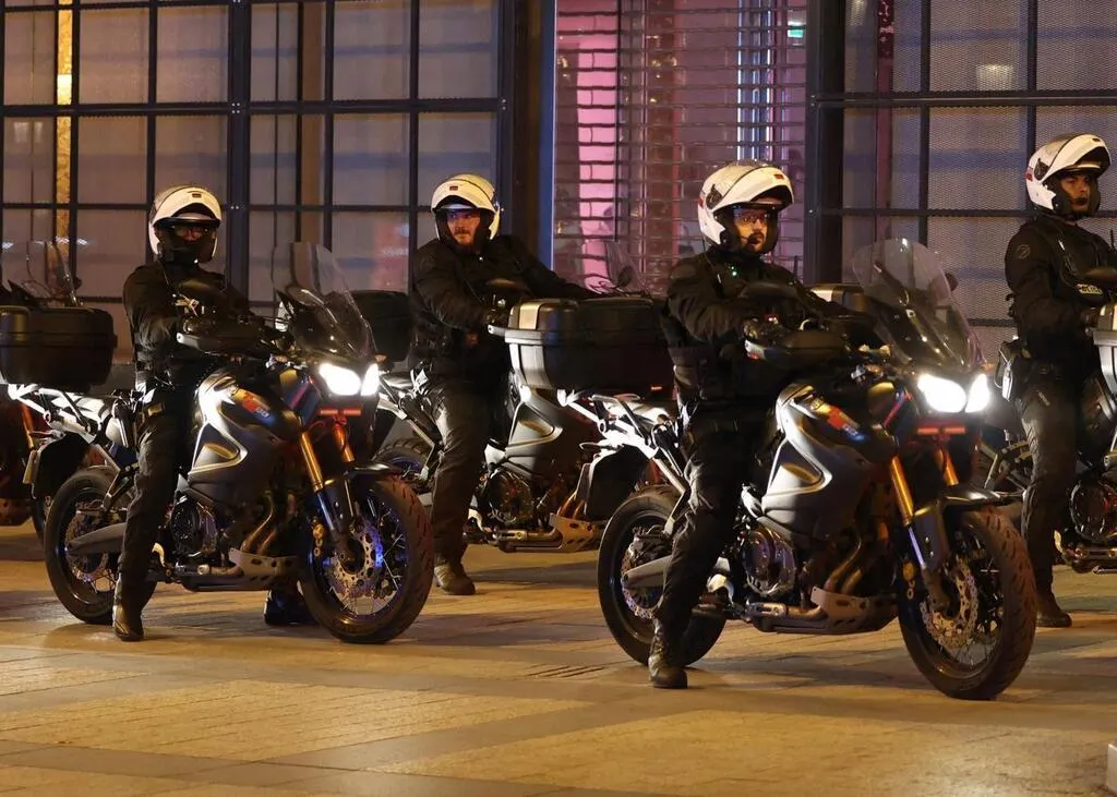 De la prison avec sursis requise contre des policiers de la BRAV-M pour ...